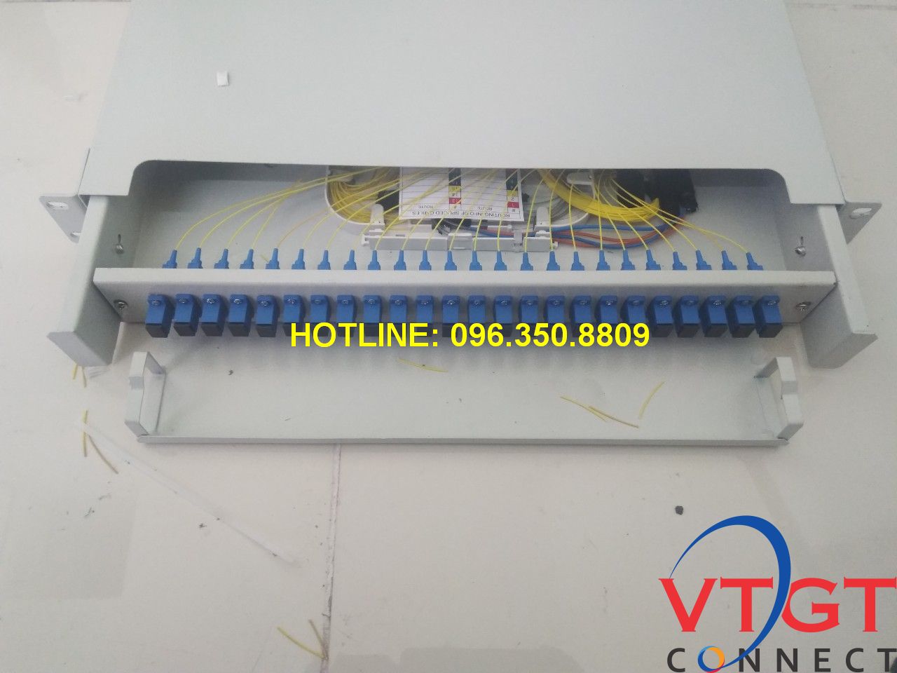 Hộp phối quang ODF 24 core, 24 sợi khay trượt.